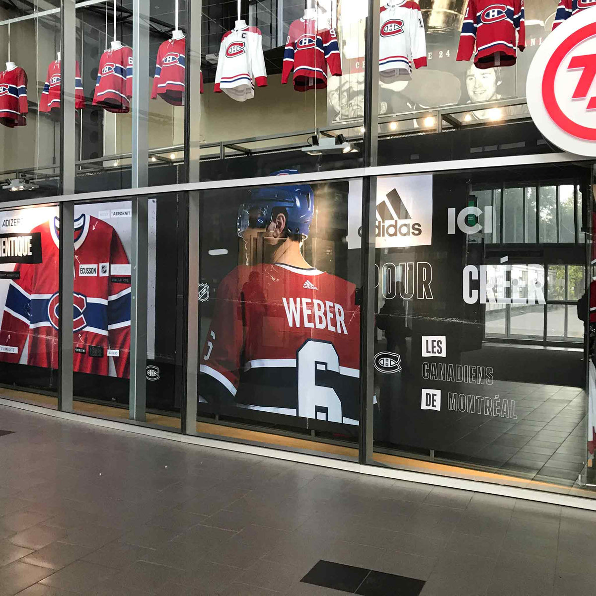 Bright Ideas: Unlocking the Power of Lightbox Displays for Your Brand ...